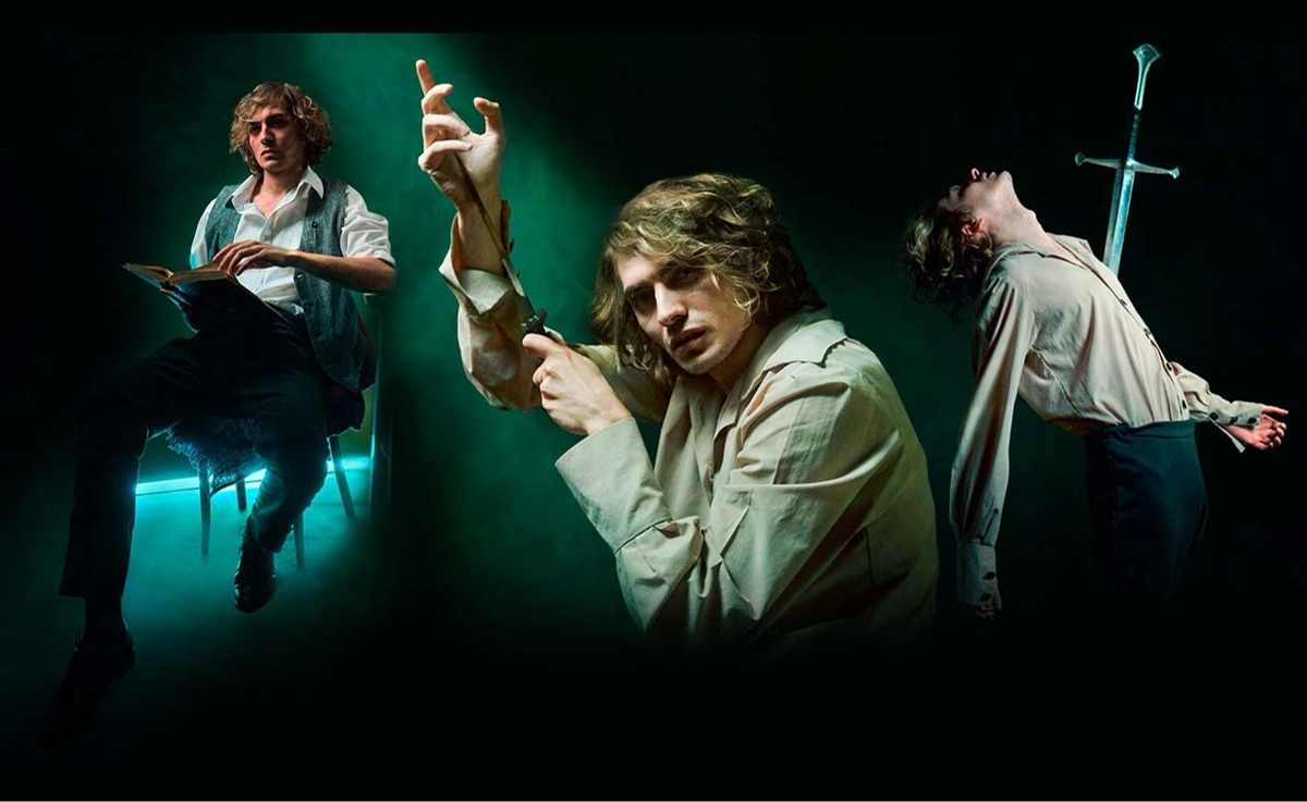 690 Dramatic Male Poses